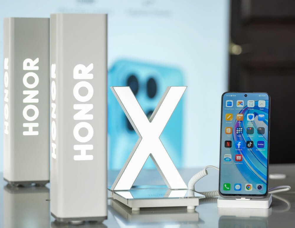 Get Ultra-Clear photos with the new HONOR X8a for only Php 10,990 ...